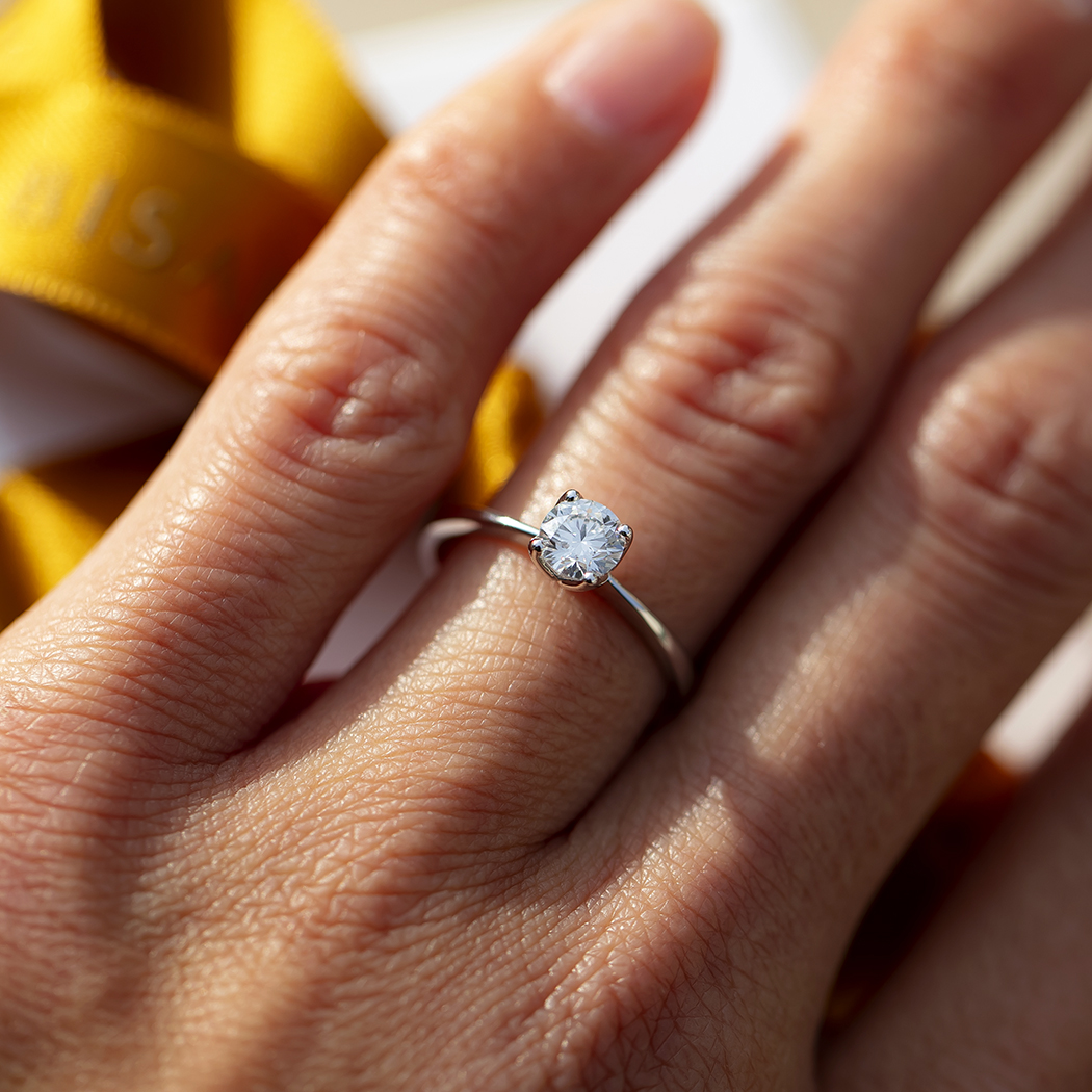 Engagement ring Jenna | BISAKU